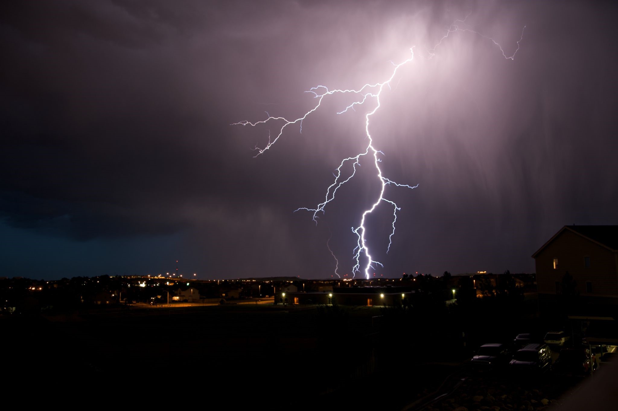 Metal Roofs, Are they Dangerous or Safe in Lightning Storm | J&K Roofing