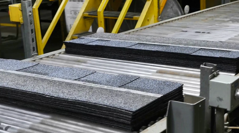 How Shingles Are Made and Material Information | J&K Roofing